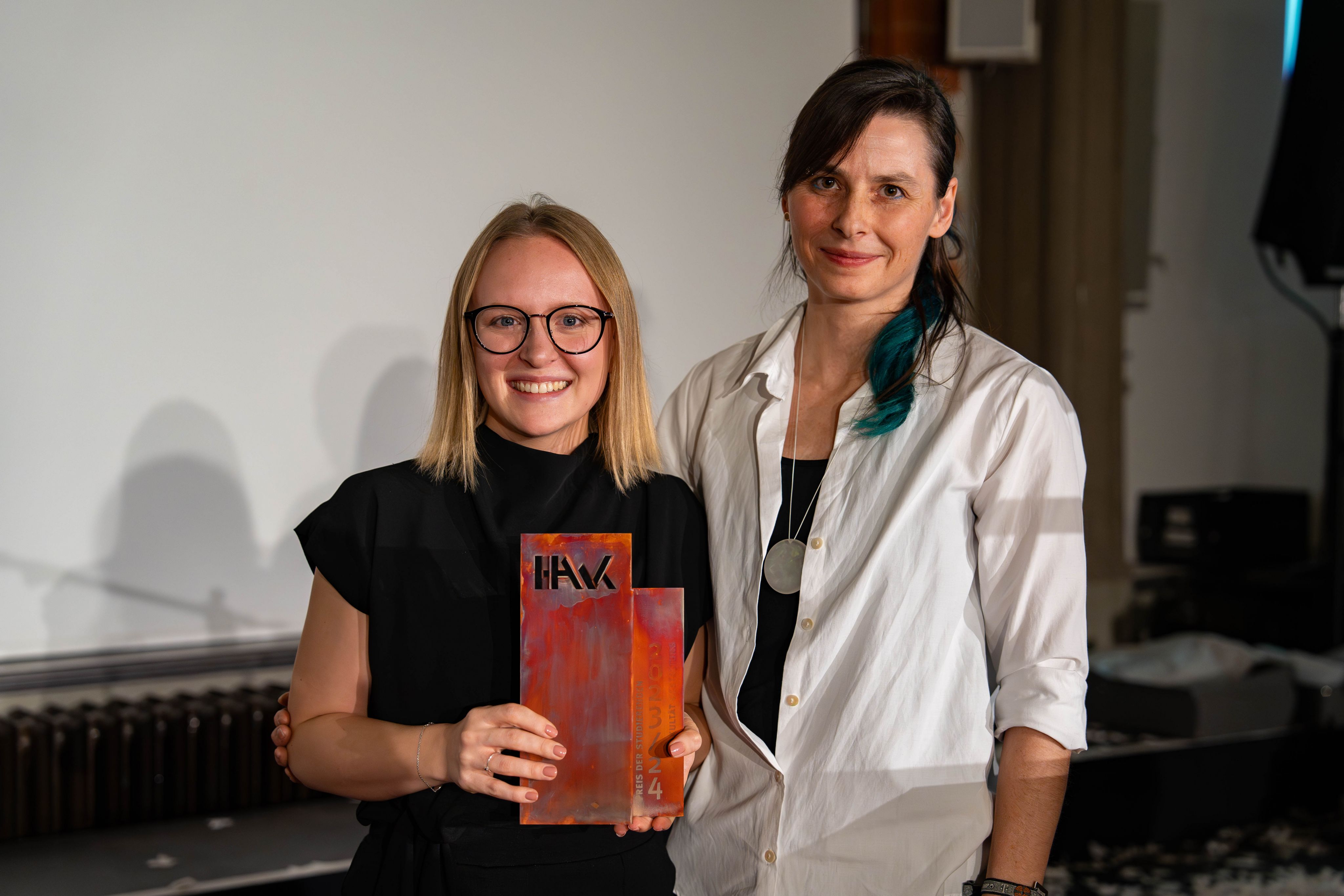 BILLIE – Women’s Sports Only | HAWK Hochschule für angewandte ...