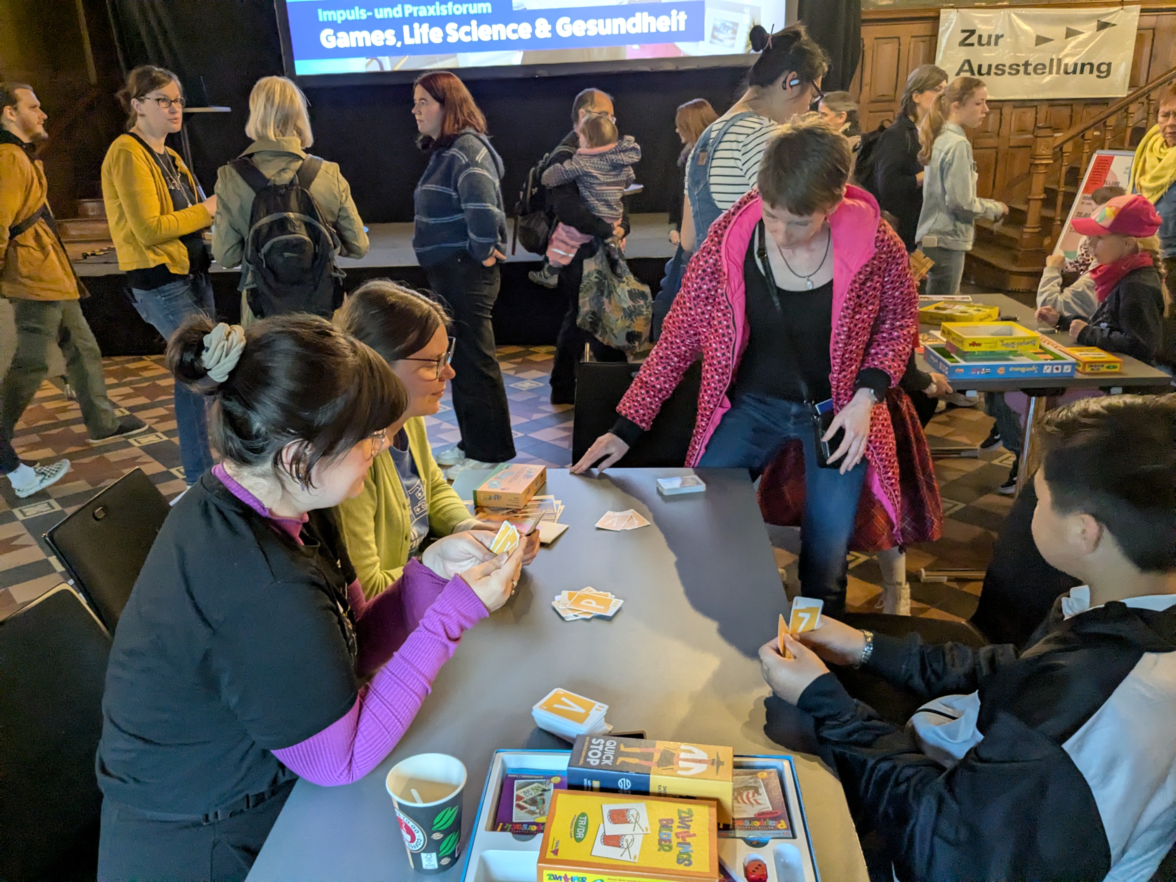 HAWK präsentiert innovative Ansätze bei spielbasierter Therapie | HAWK ...